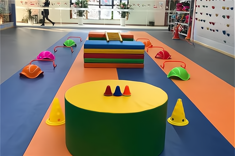 揭秘PTCG道馆的运营秘密：从选址到运营，一篇文章全搞定_加盟星百度招商加盟服务平台